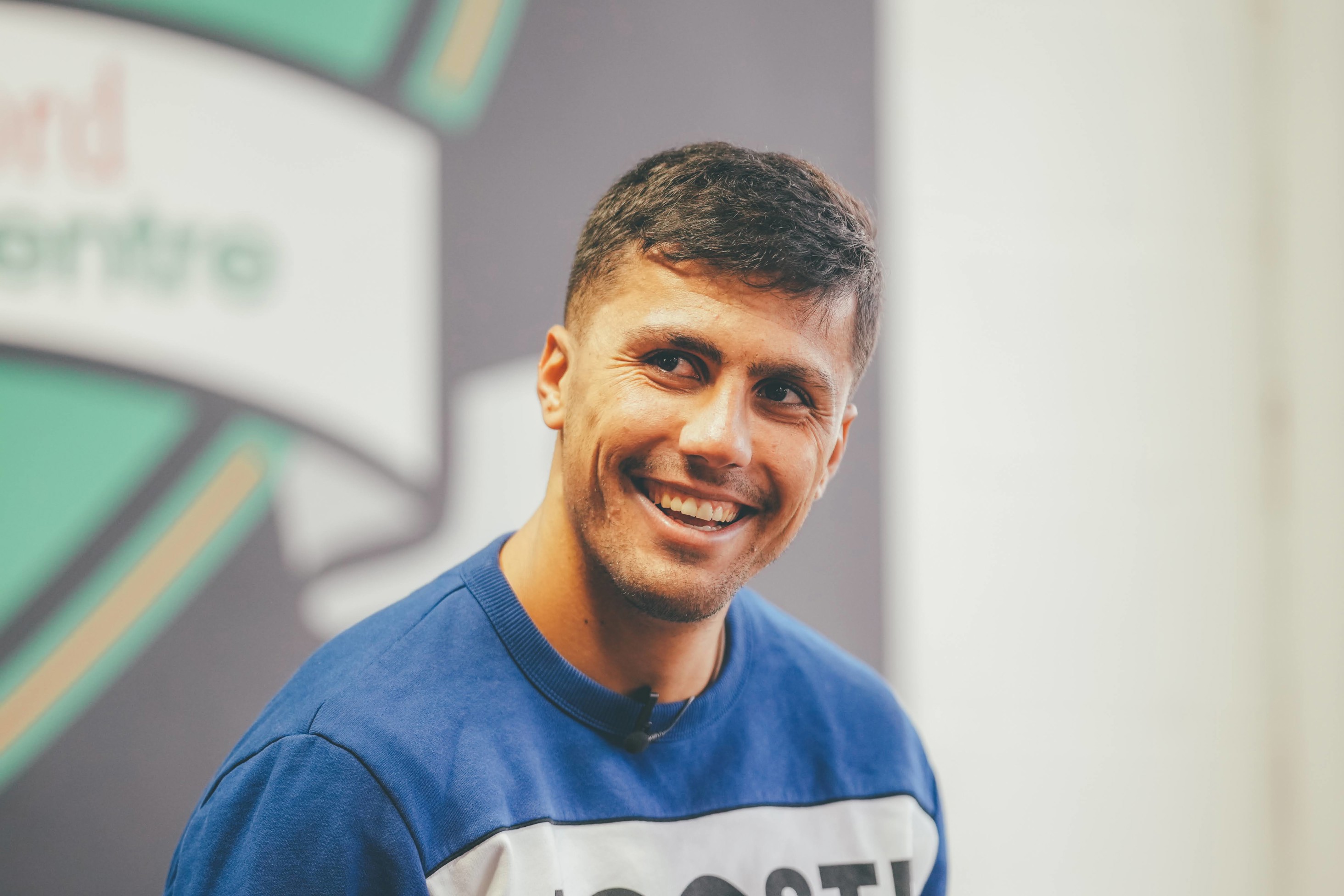 Gallery: Rodrigo at the driving range!