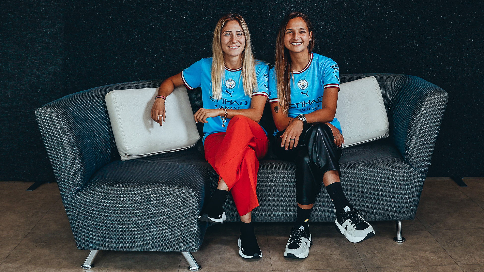 Gallery: Laia Aleixandri's signing day in pictures