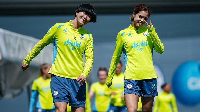 Training: Final preparations for Manchester derby