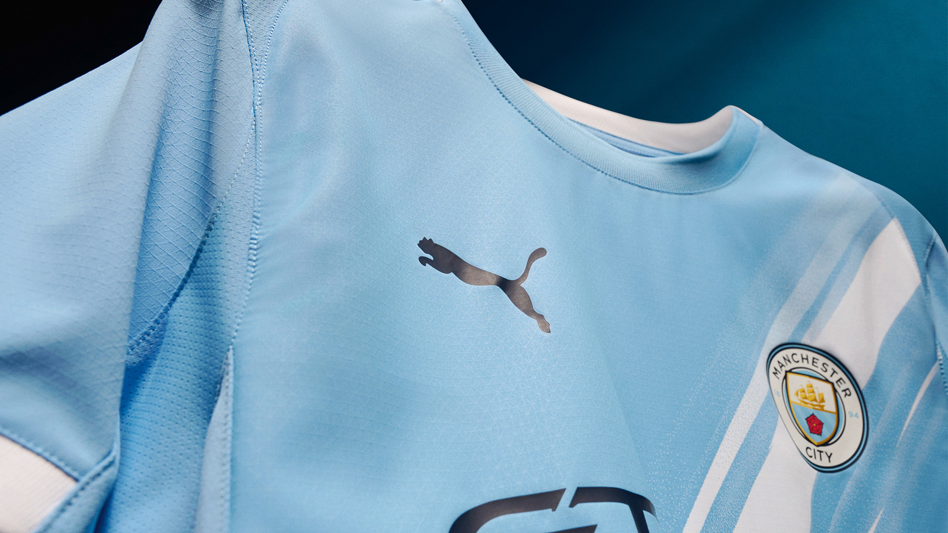 Gallery: A closer look at our 2025/26 PUMA Home kit