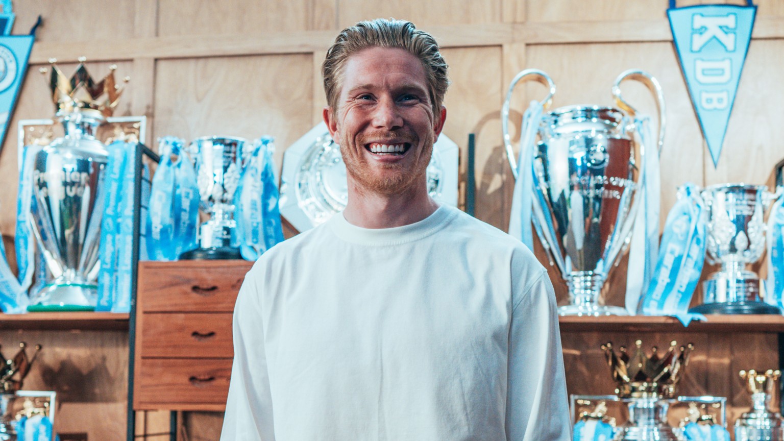 Behind the scenes of special KDB photoshoot