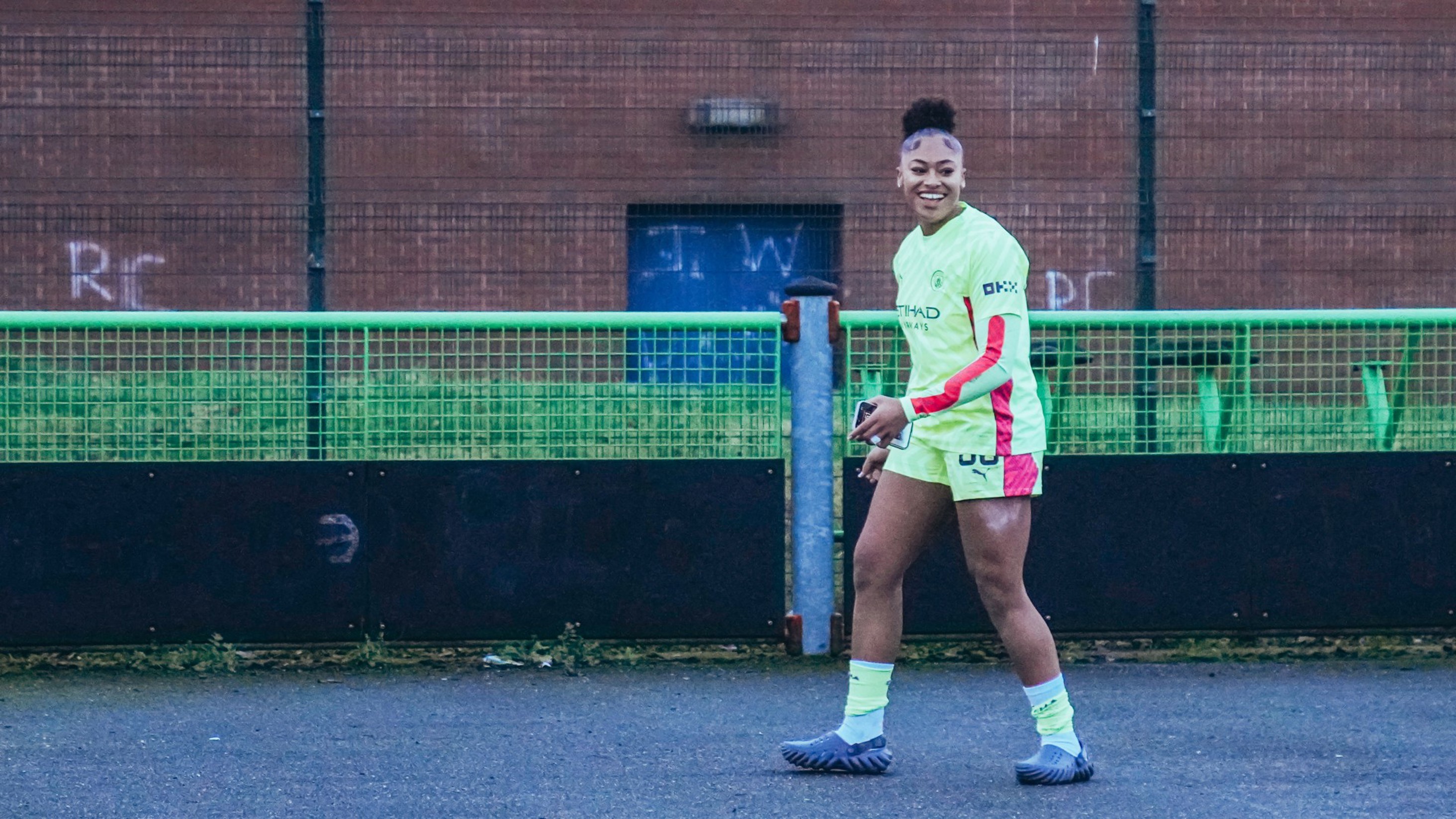 Gallery: A kickabout with Khiara Keating!