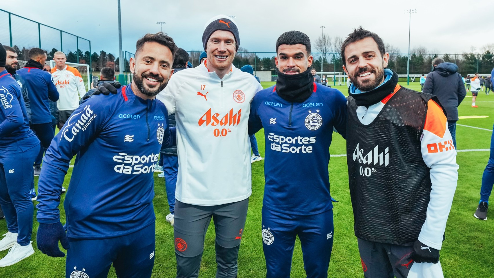 Gallery: Bahia squad meet Pep and the players!