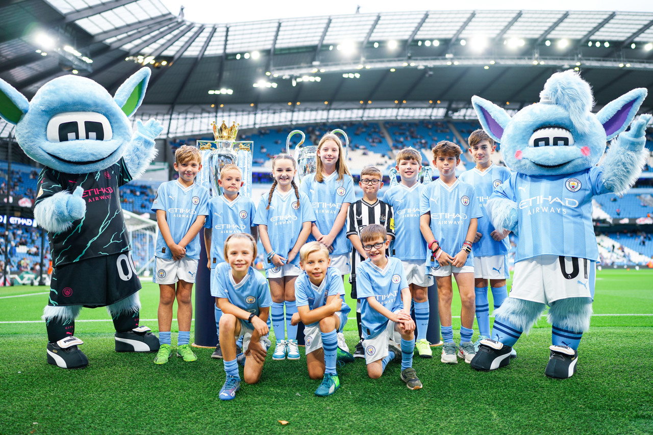 Junior Fan Experiences