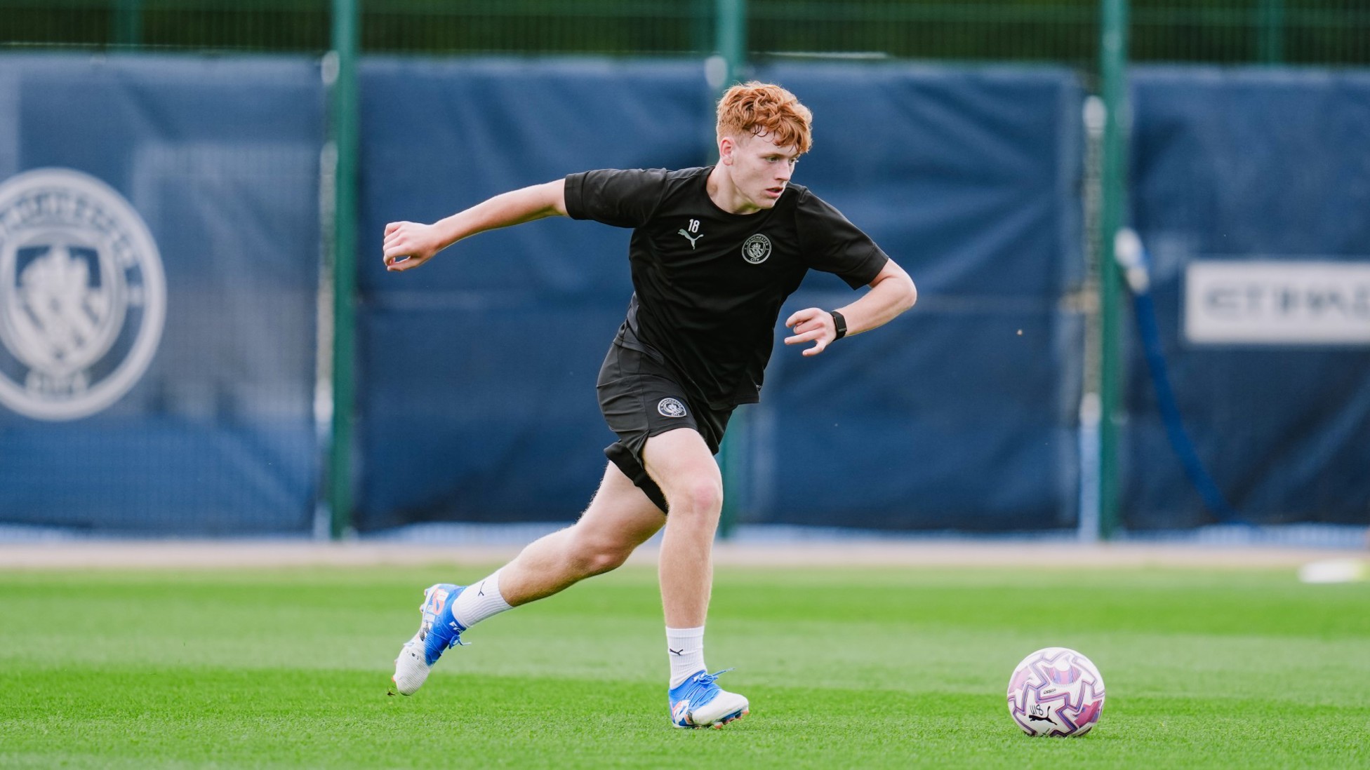 U18 training gallery: Building to Blackburn