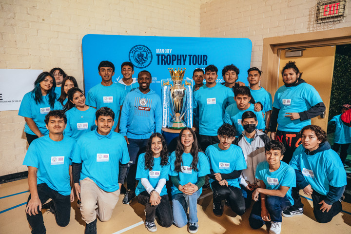SWP and Premier League Trophy visit Cityzens Giving project in Los Angeles