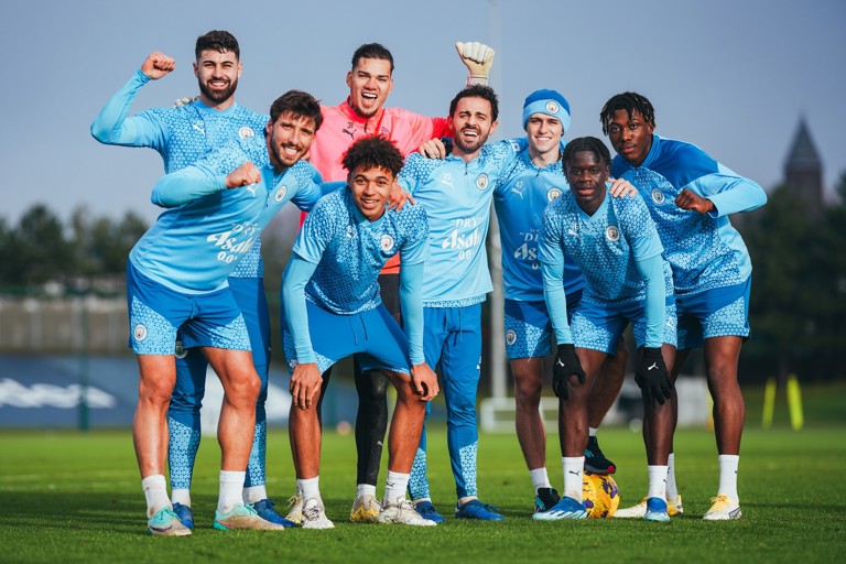 Training: Stretches and warm-downs ahead of Palace...