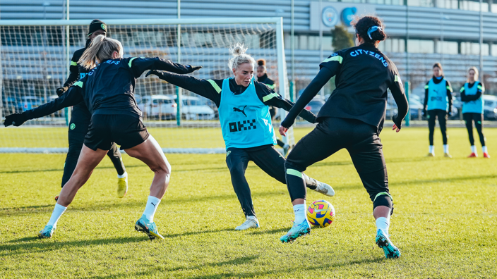 Manchester City FC - Official Website of Man City F.C.