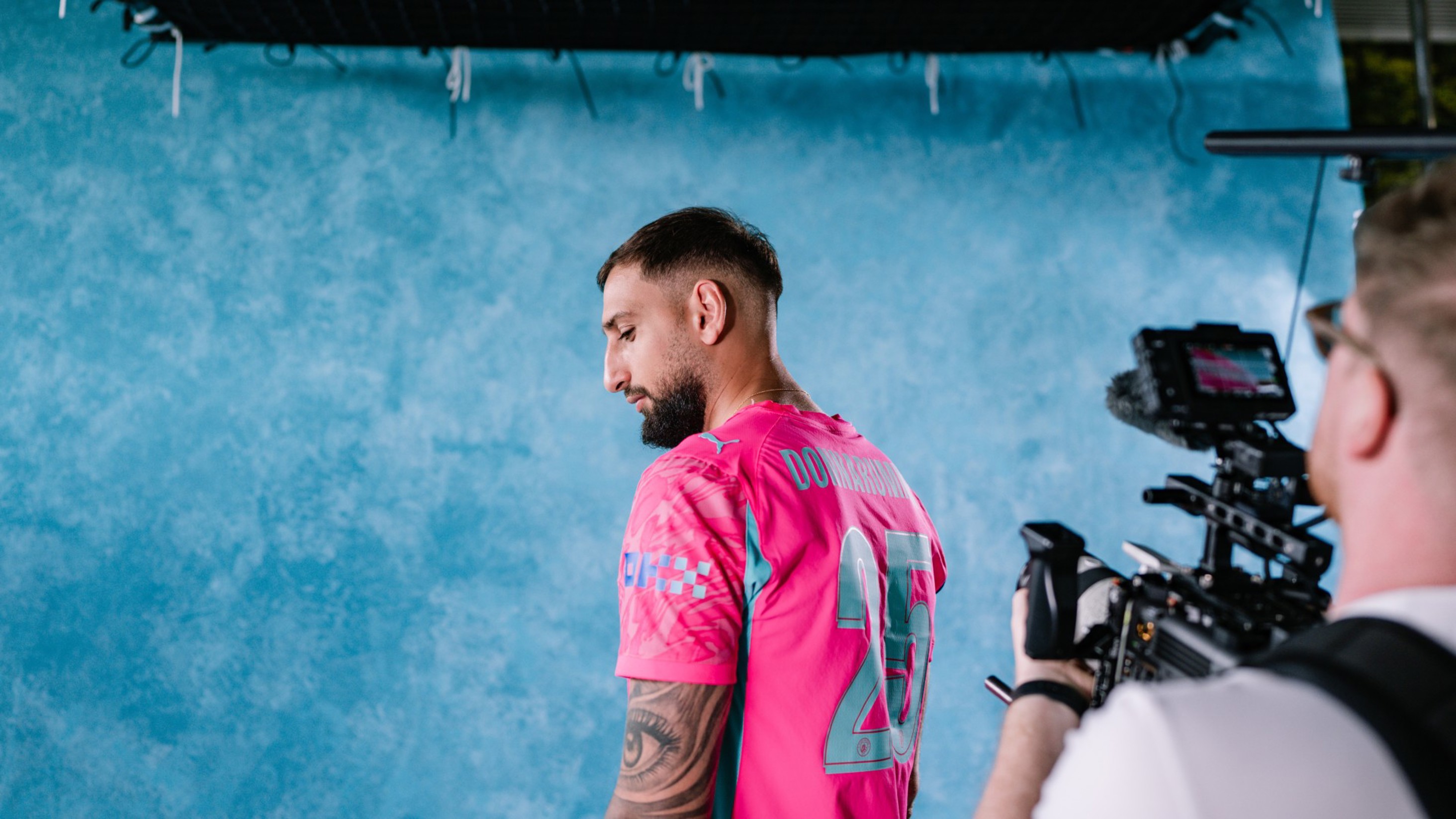 Gallery: Donnarumma’s first day at the CFA!