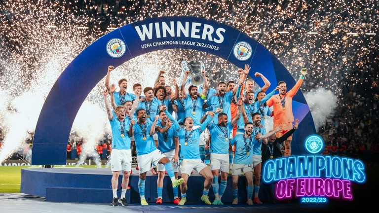 Gallery: 2022/23 Champions League trophy lift!