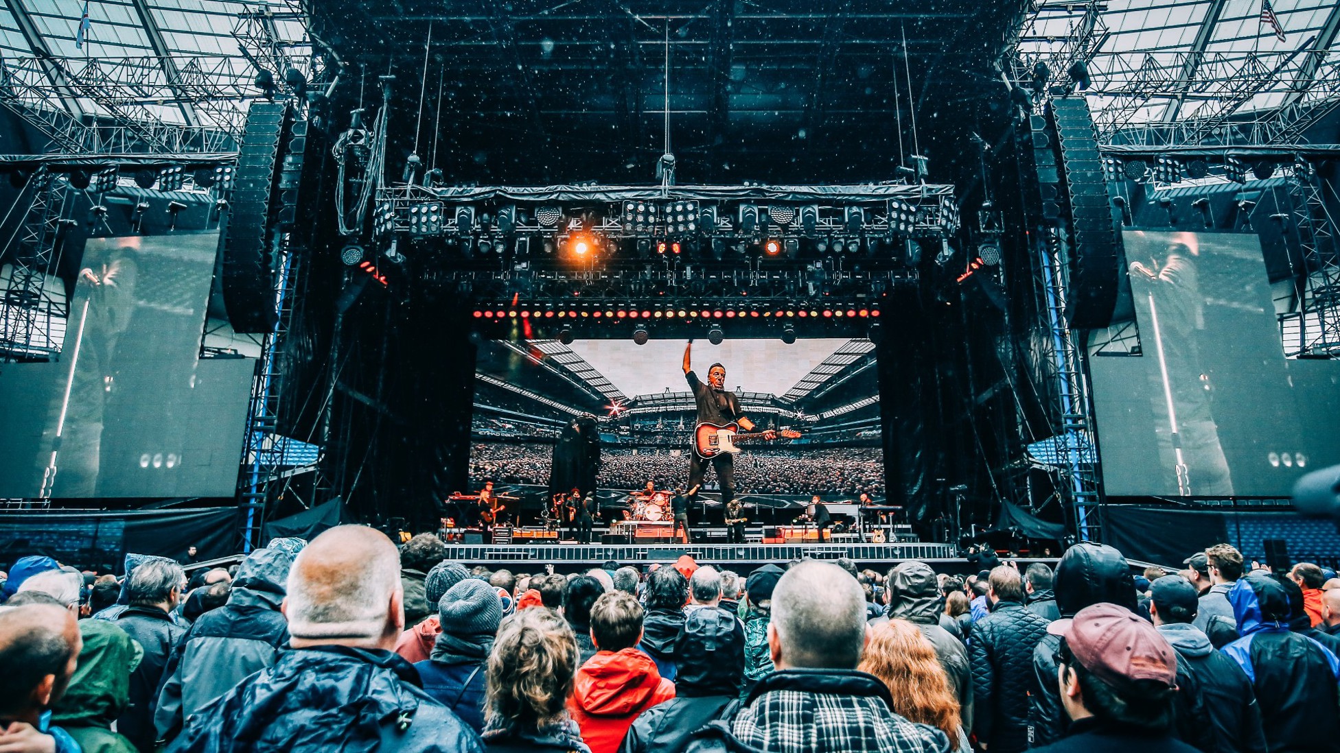 Etihad at 20 gallery: Stadium full of Stars!