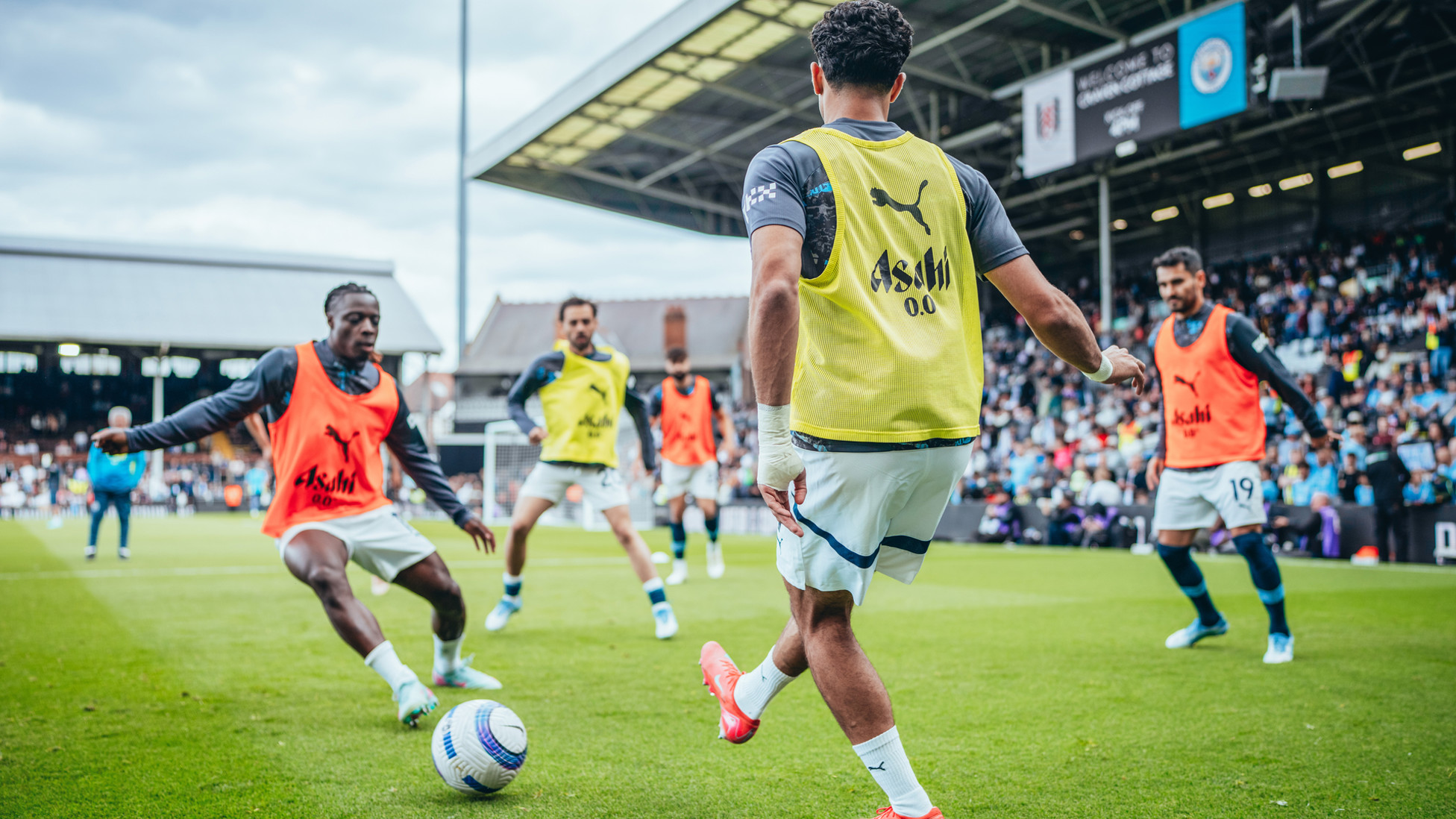 Gallery: Final day victory at Fulham as KDB waves to the fans!