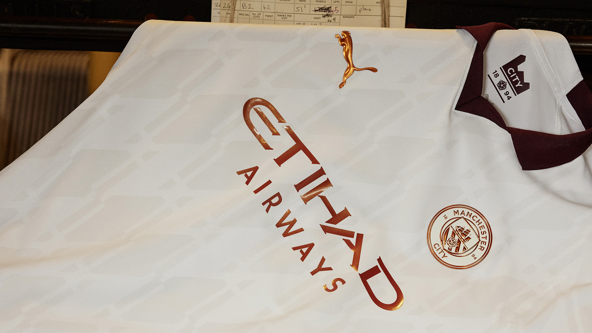 Behind the scenes: Away kit launch!