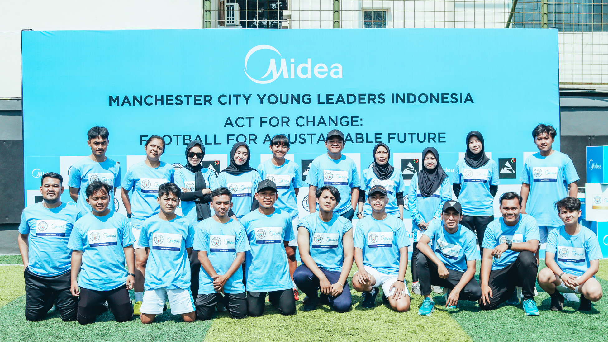 Making Young people feel at home with Midea