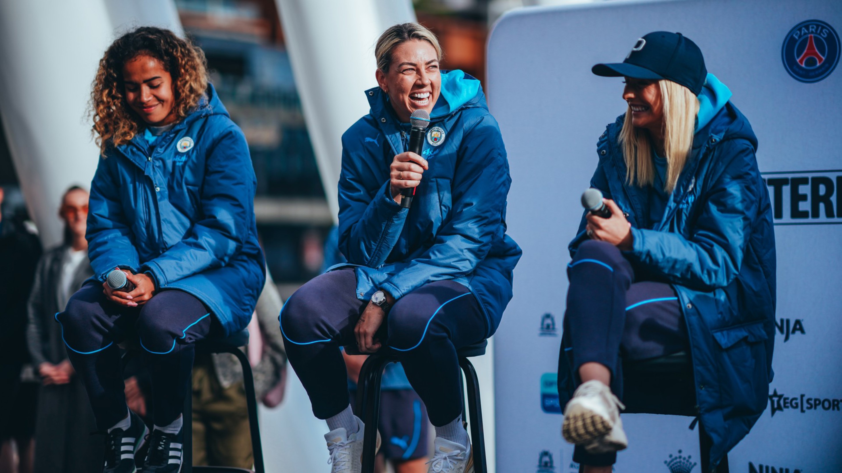 Gallery: Fans flock to central Perth to see our City stars!