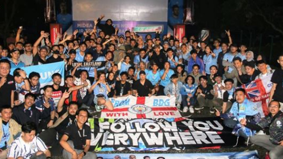 Manchester - Trophy Tour '22 - Indonesia