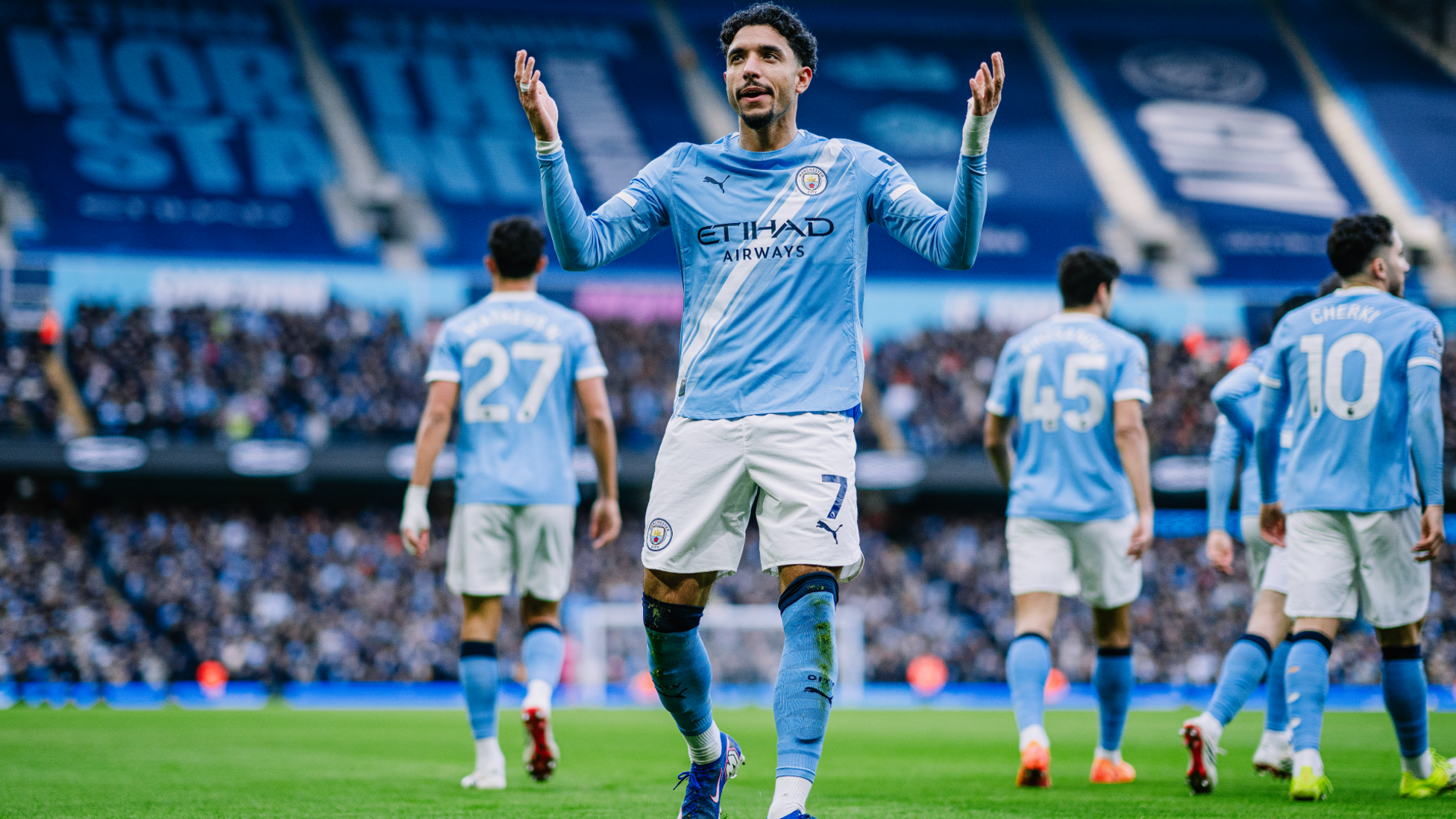 Gallery: Magical Marmoush tames Wolves!