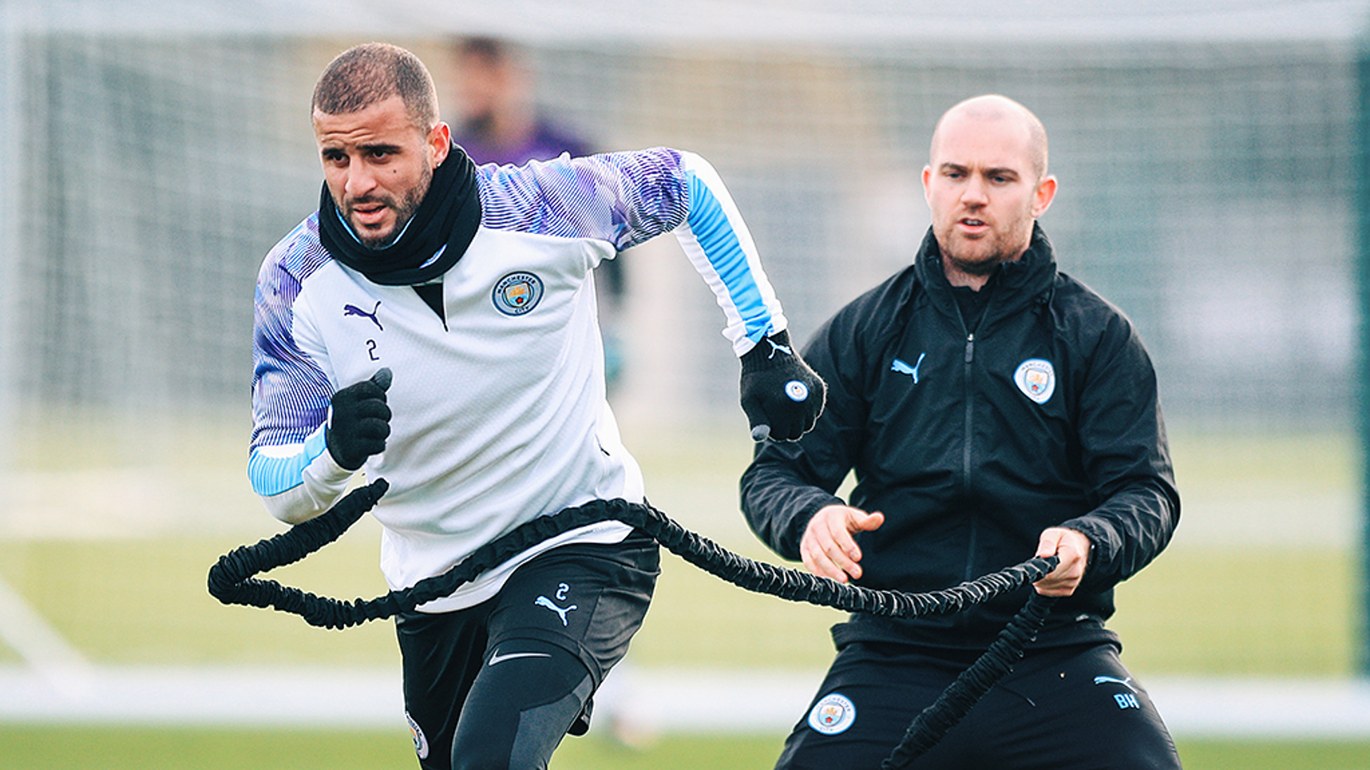Picture special: Ederson back in training!
