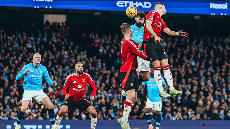 City sunk by late goals in Manchester derby