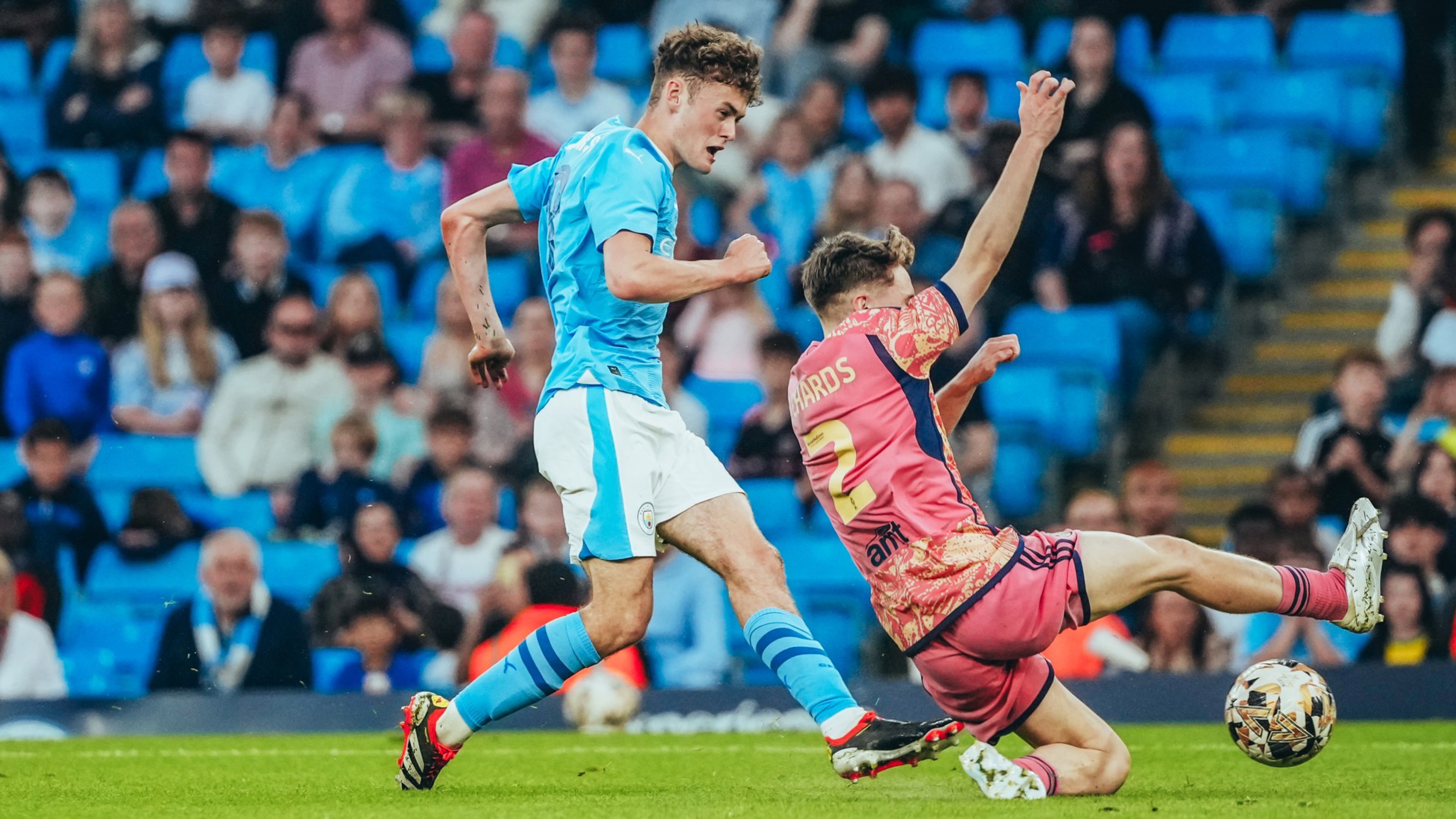 Gallery: City U18s crowned FA Youth Cup winners!