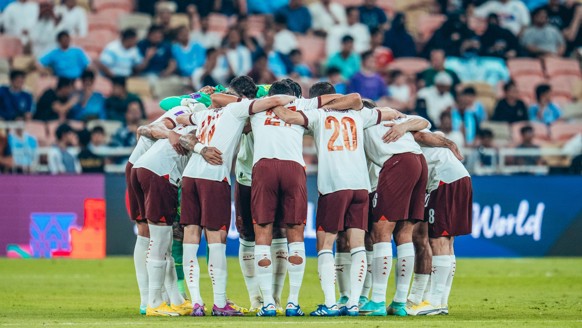 Aymeric Laporte surprises youngsters at kids fanzone