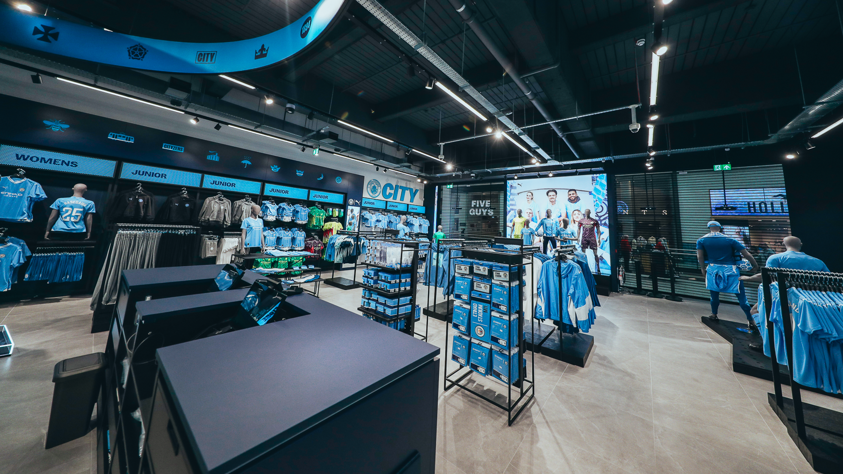 Gallery: New City Store opens in Manchester!