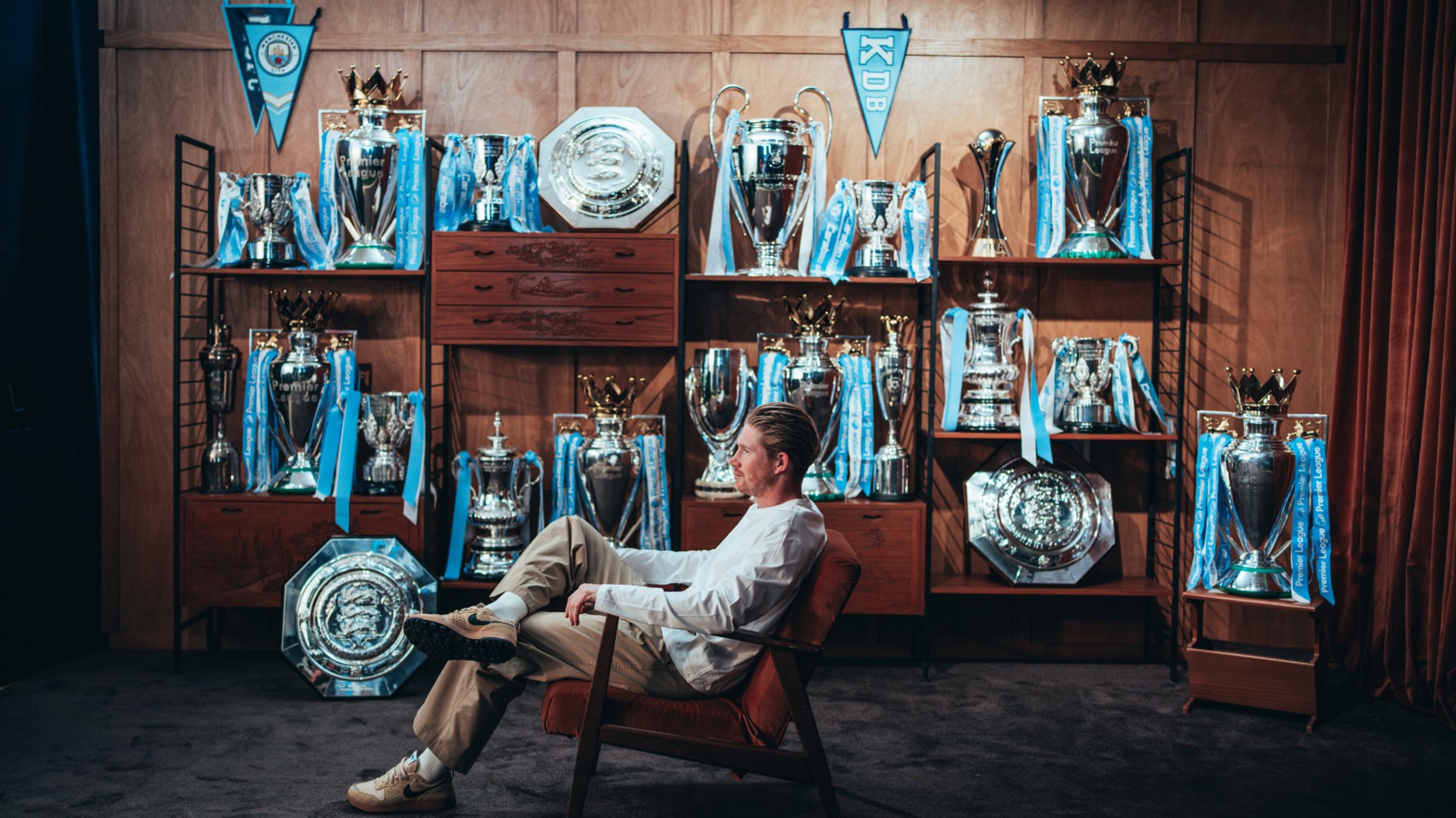 Behind the scenes of special KDB photoshoot