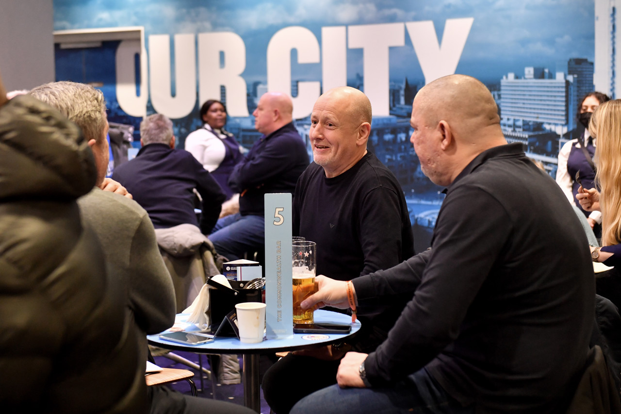 The Commonwealth Bar | Manchester City F.C.