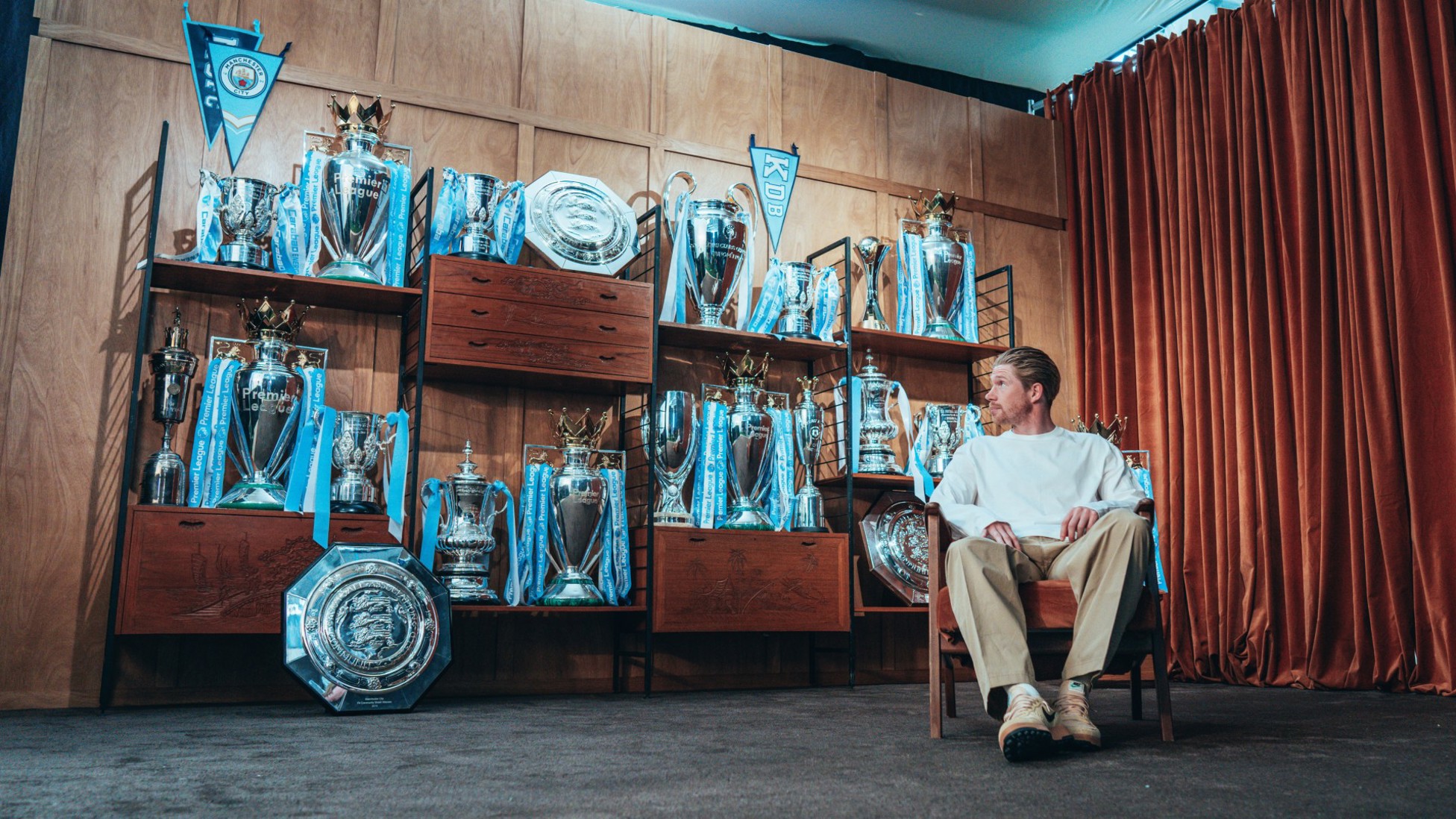 Behind the scenes of special KDB photoshoot