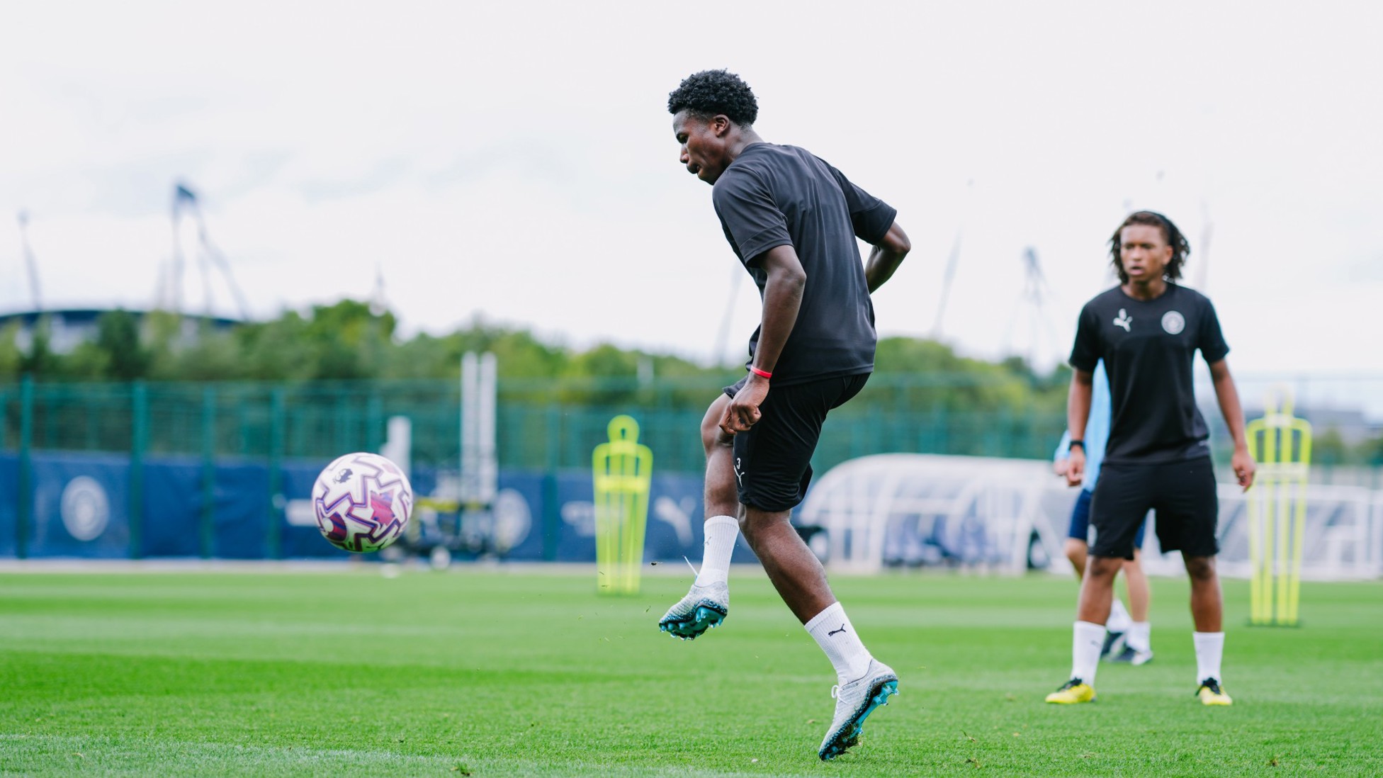 U18 training gallery: Building to Blackburn