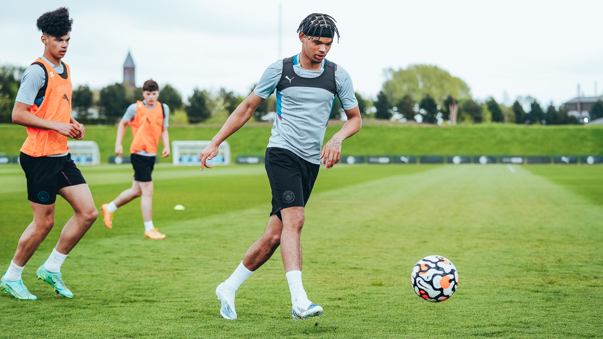 U18s training: Champions fired up for final home clash