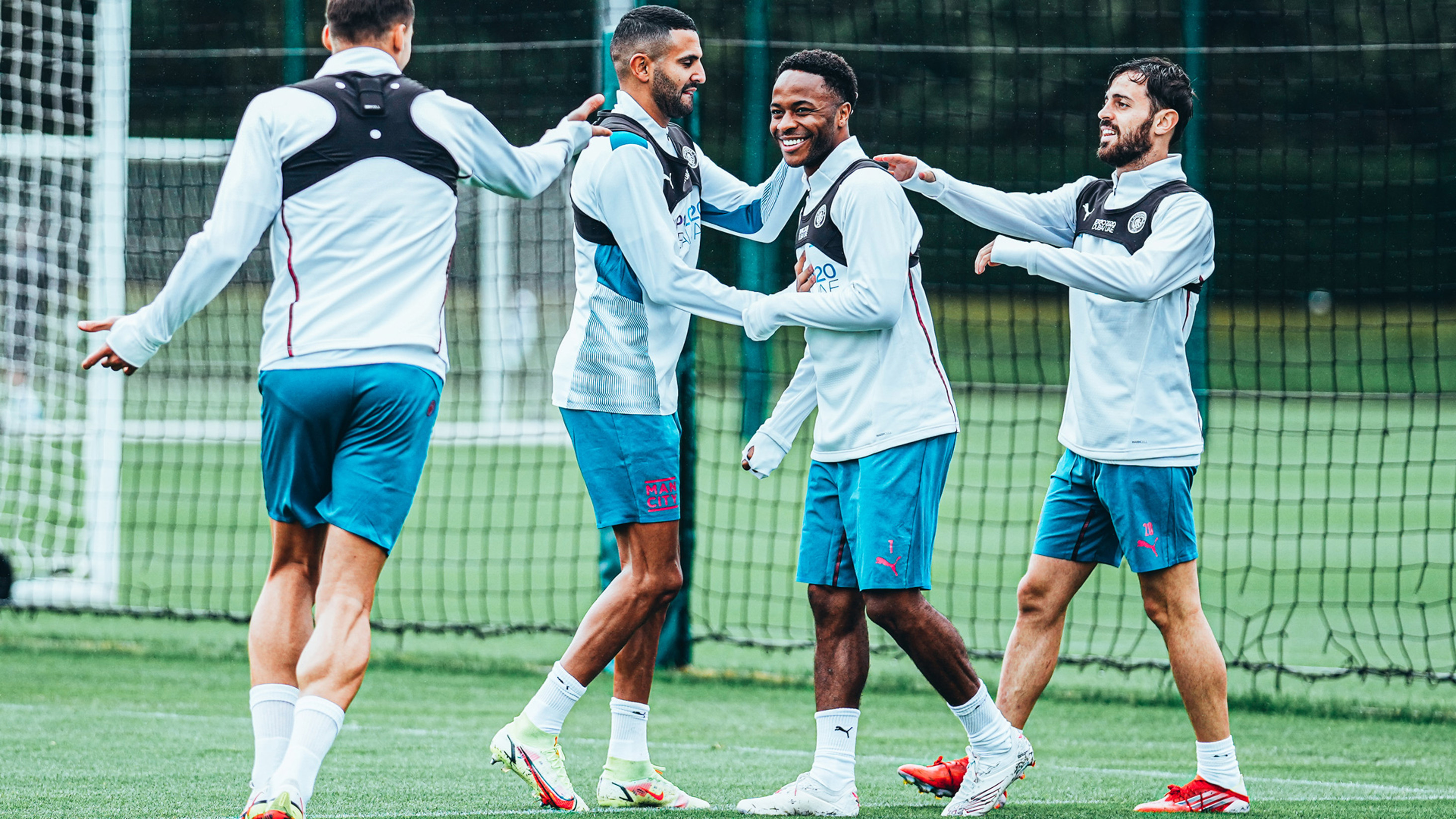 Training: City focused and ready for PSG test