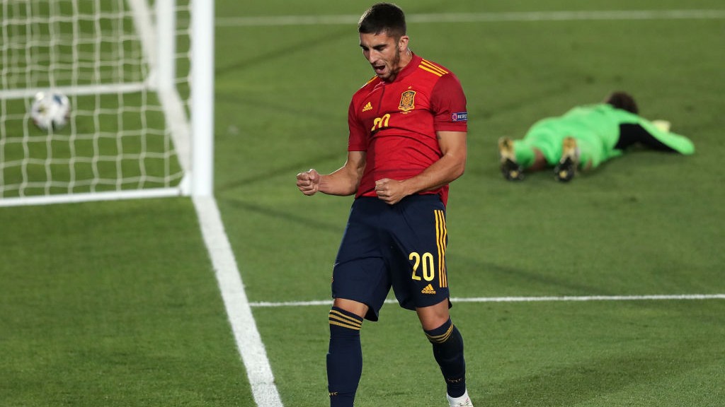 Torres nets first Spain goal as Garcia makes debut