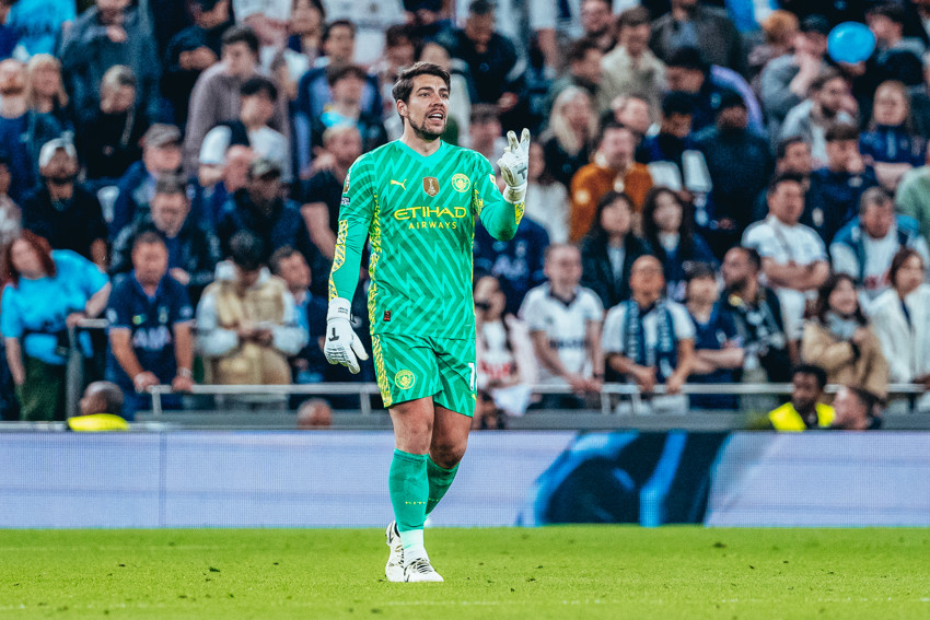 Rodrigo left speechless by Ortega Moreno's heroic Spurs display