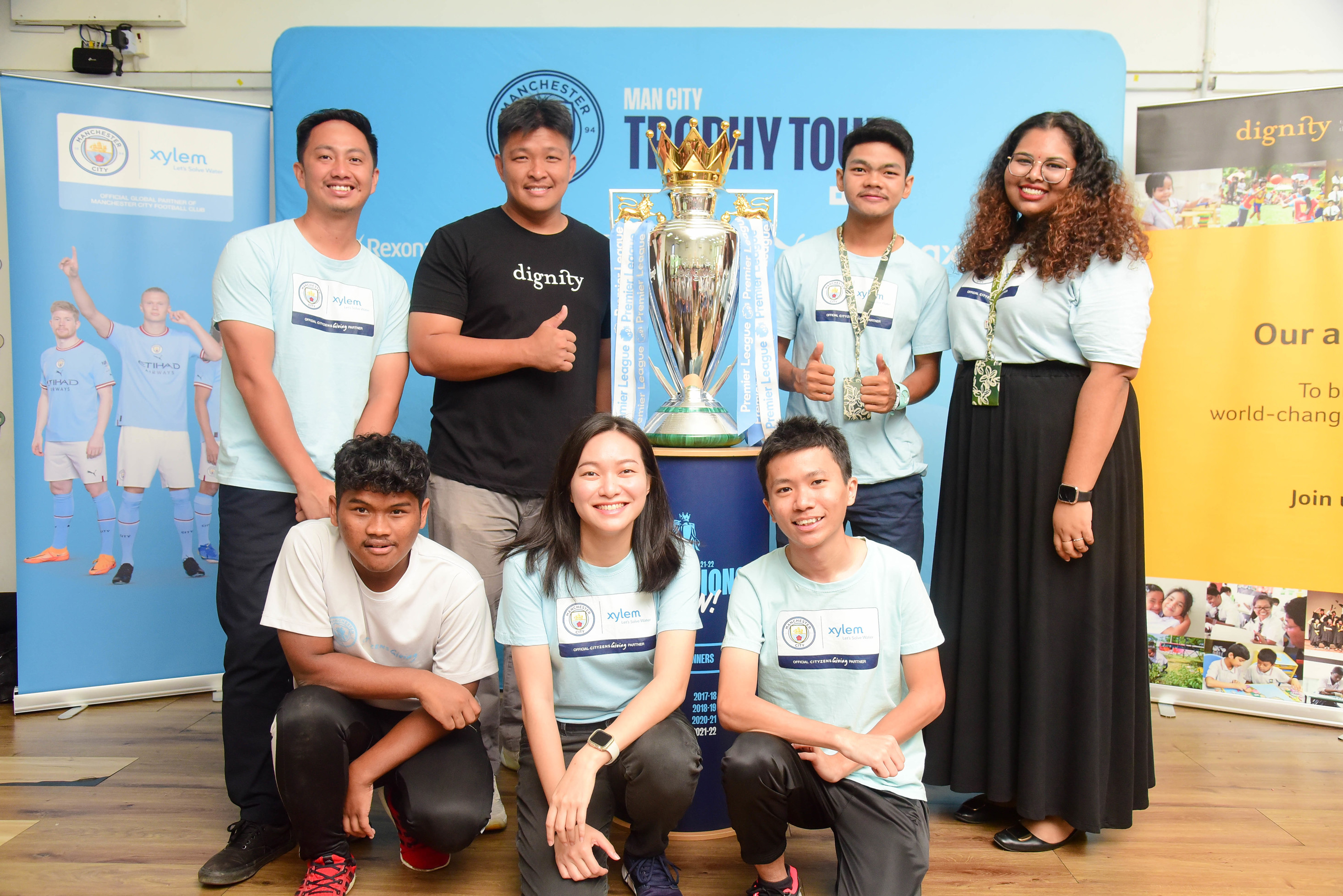 Premier League trophy visits Cityzens Giving Young Leaders in Kuala Lumpur