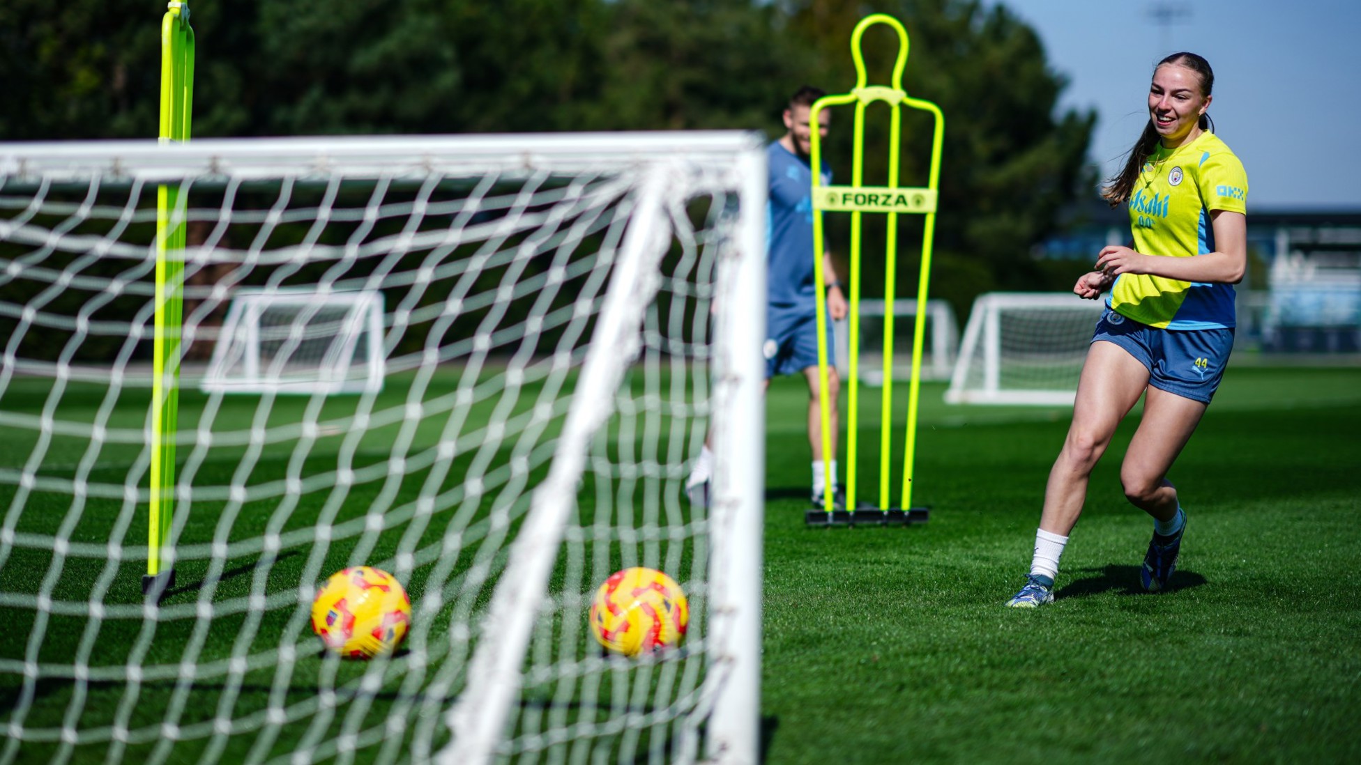 Training: Warming up for another derby day