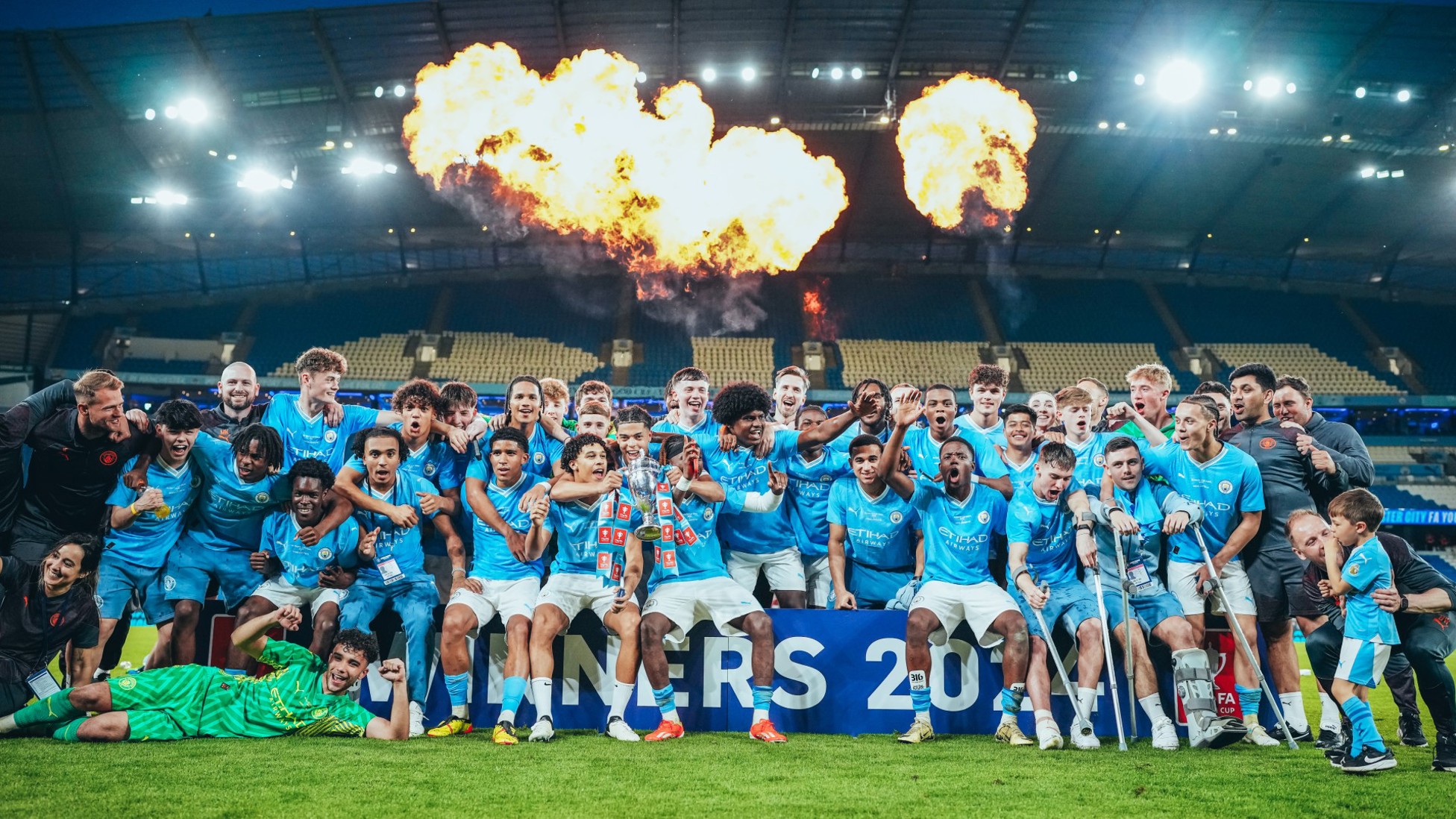 Gallery: City lift the FA Youth Cup