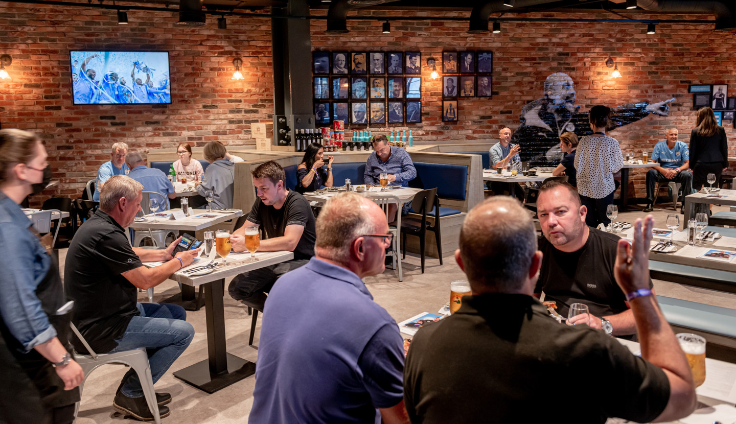 Manager's Corner Bar