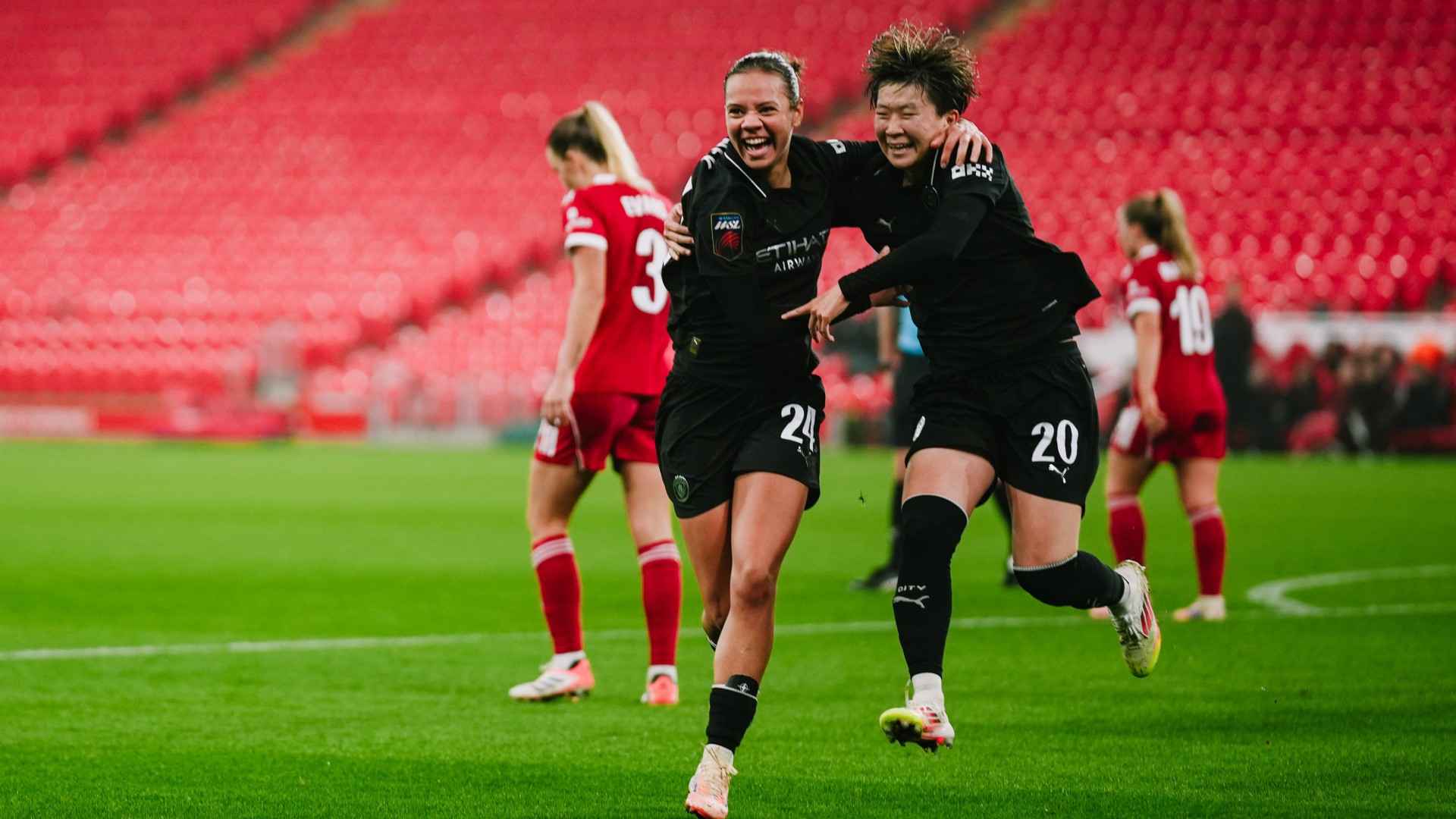 Fujino and Beney up for October WSL POTM