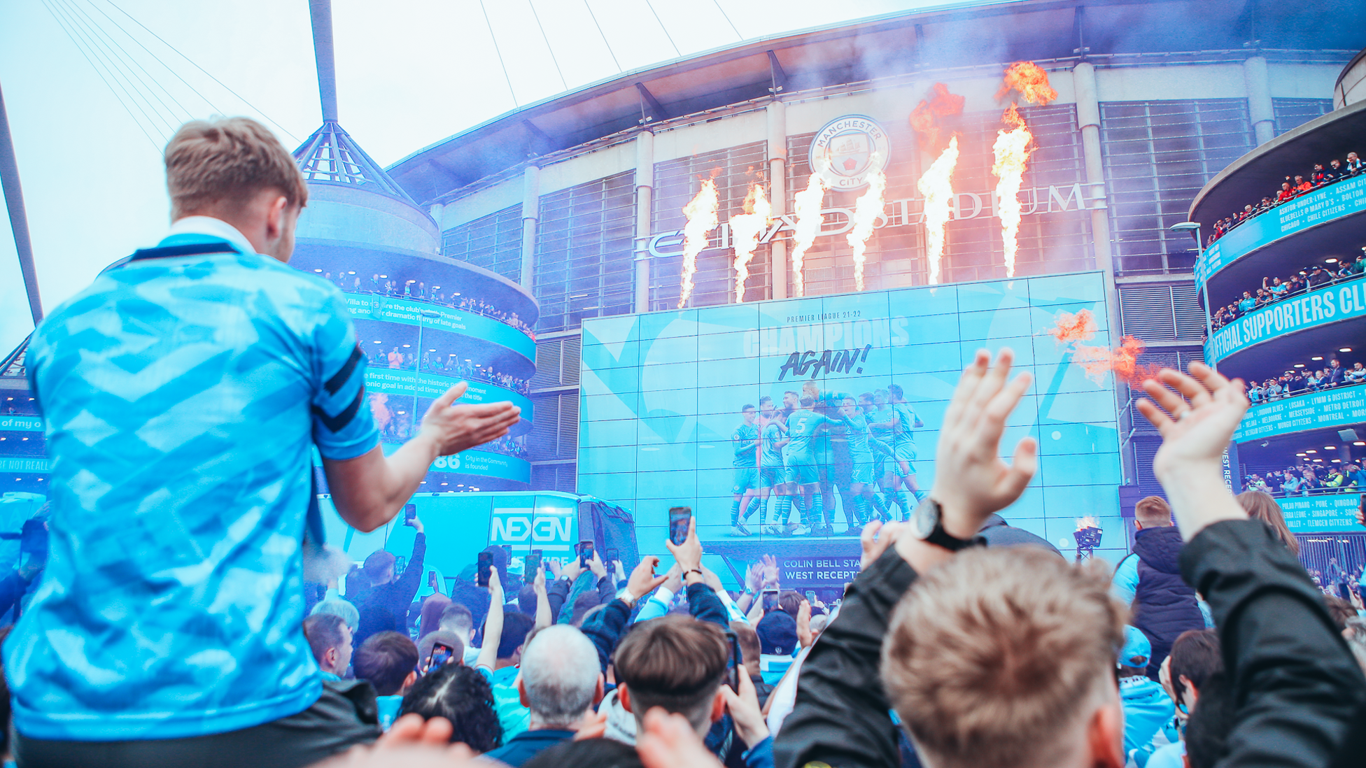 The best images from an unforgettable night at the Etihad