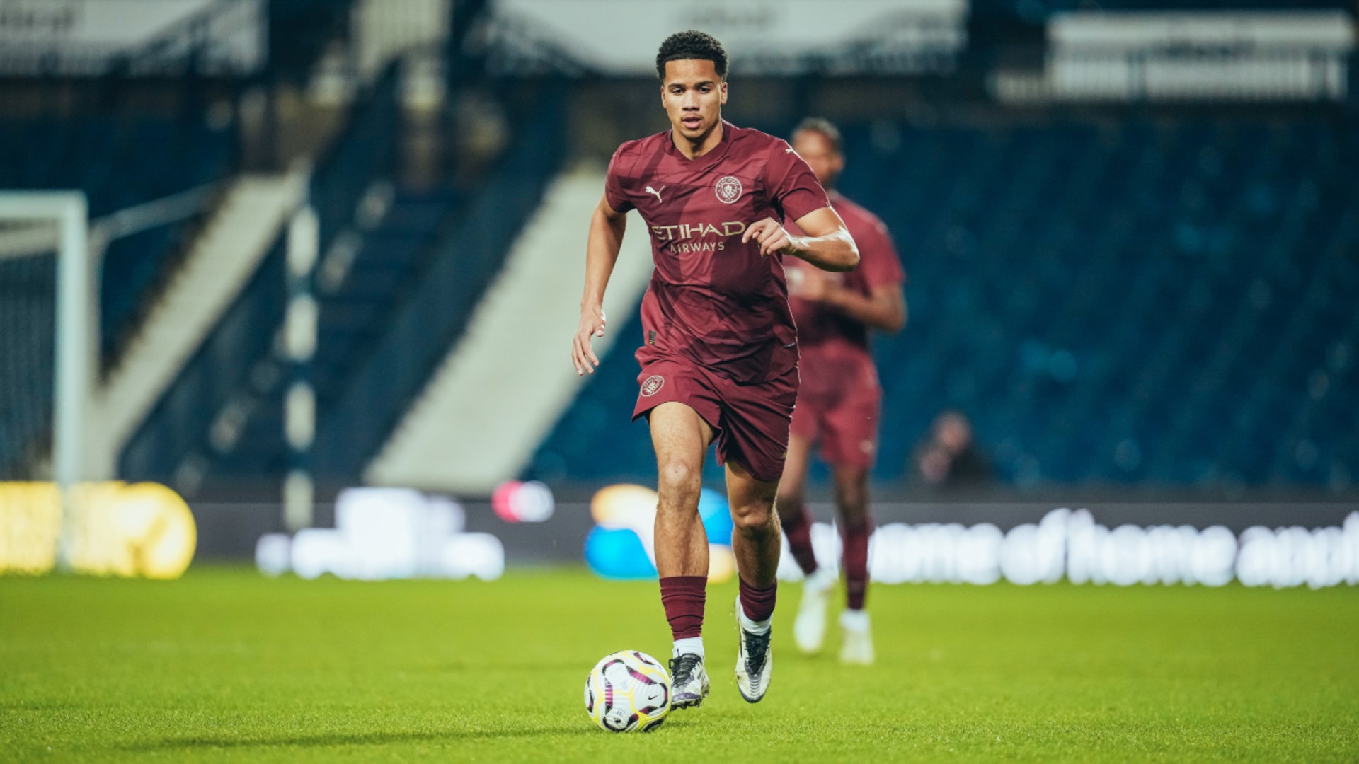 City Under-18s step up title push with hard-fought win at Stoke