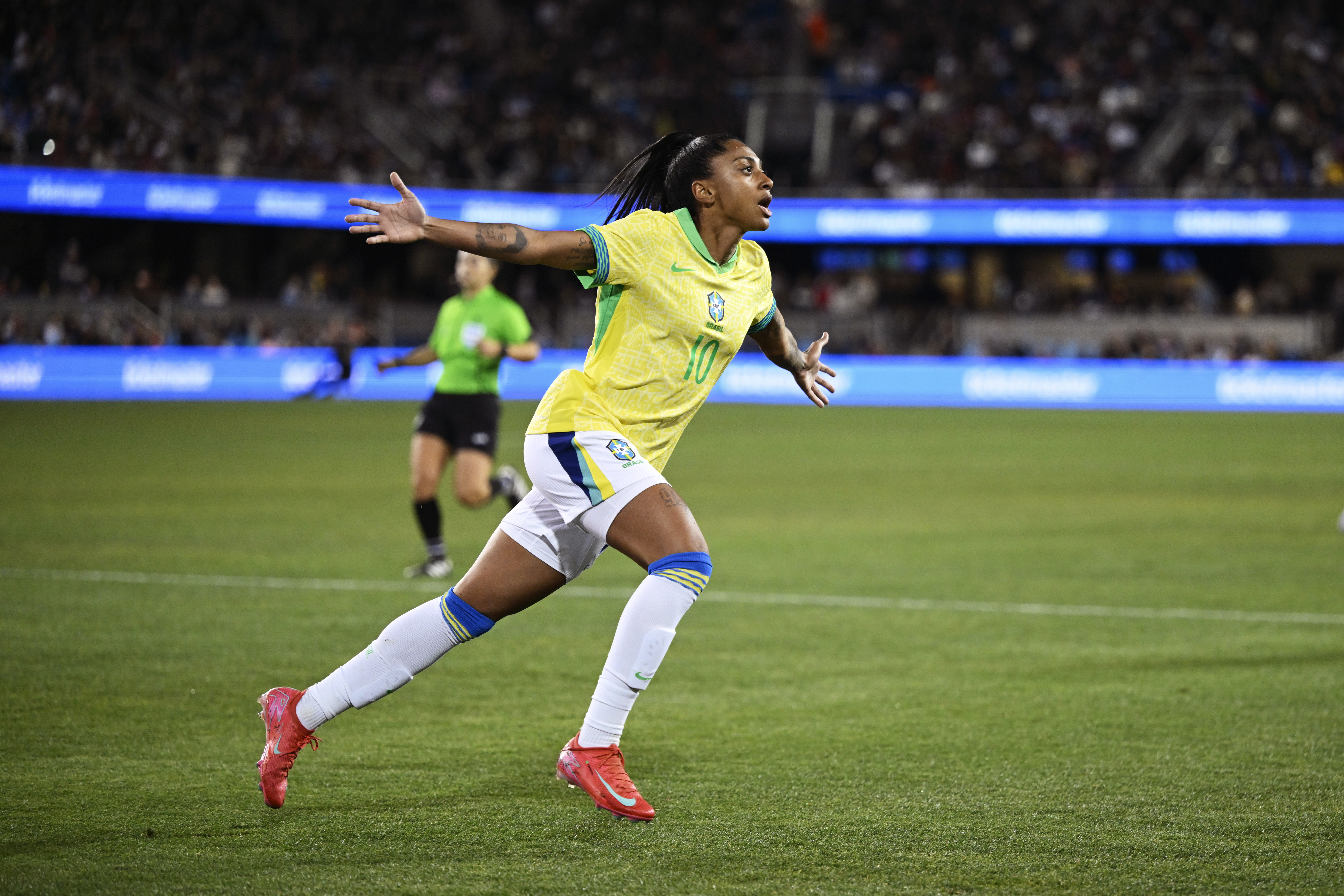 Kerolin scores stunner as Brazil snatch late winner over USWNT