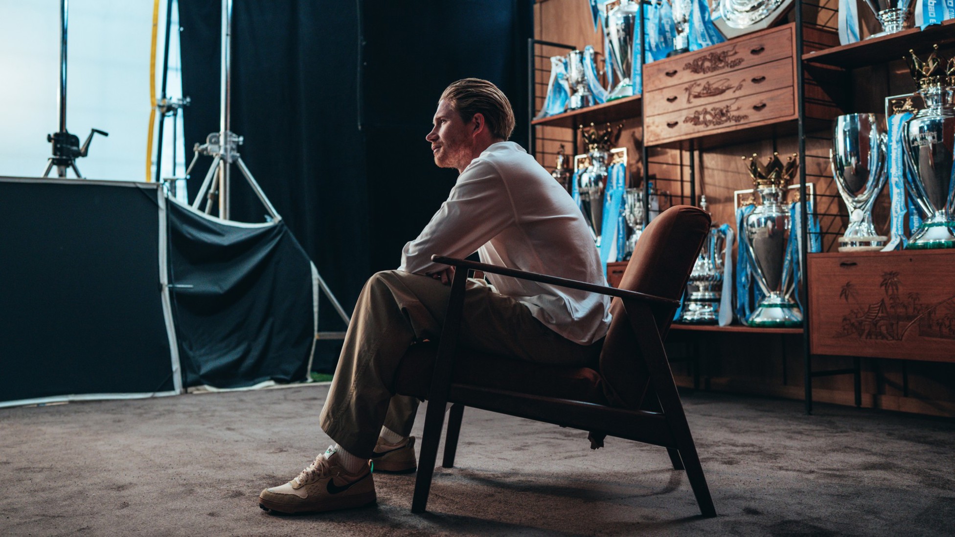 Behind the scenes of special KDB photoshoot