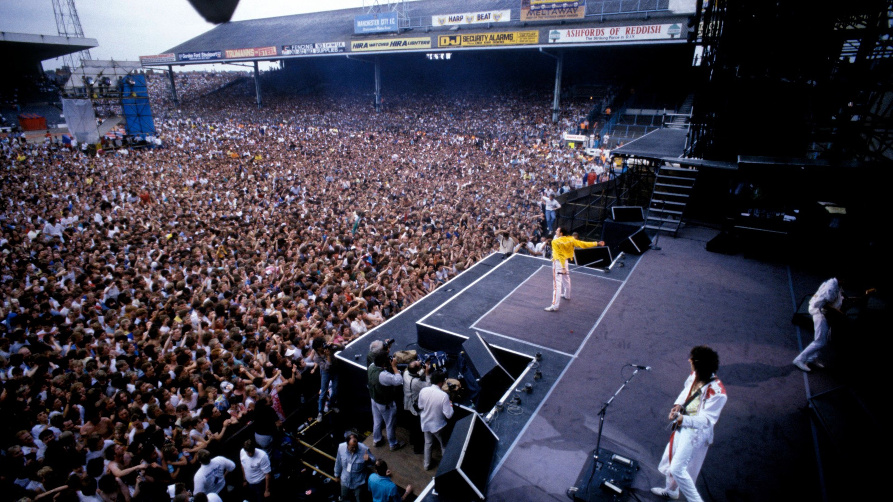 Maine Events: When Queen, Fleetwood Mac and Bowie played Maine Road