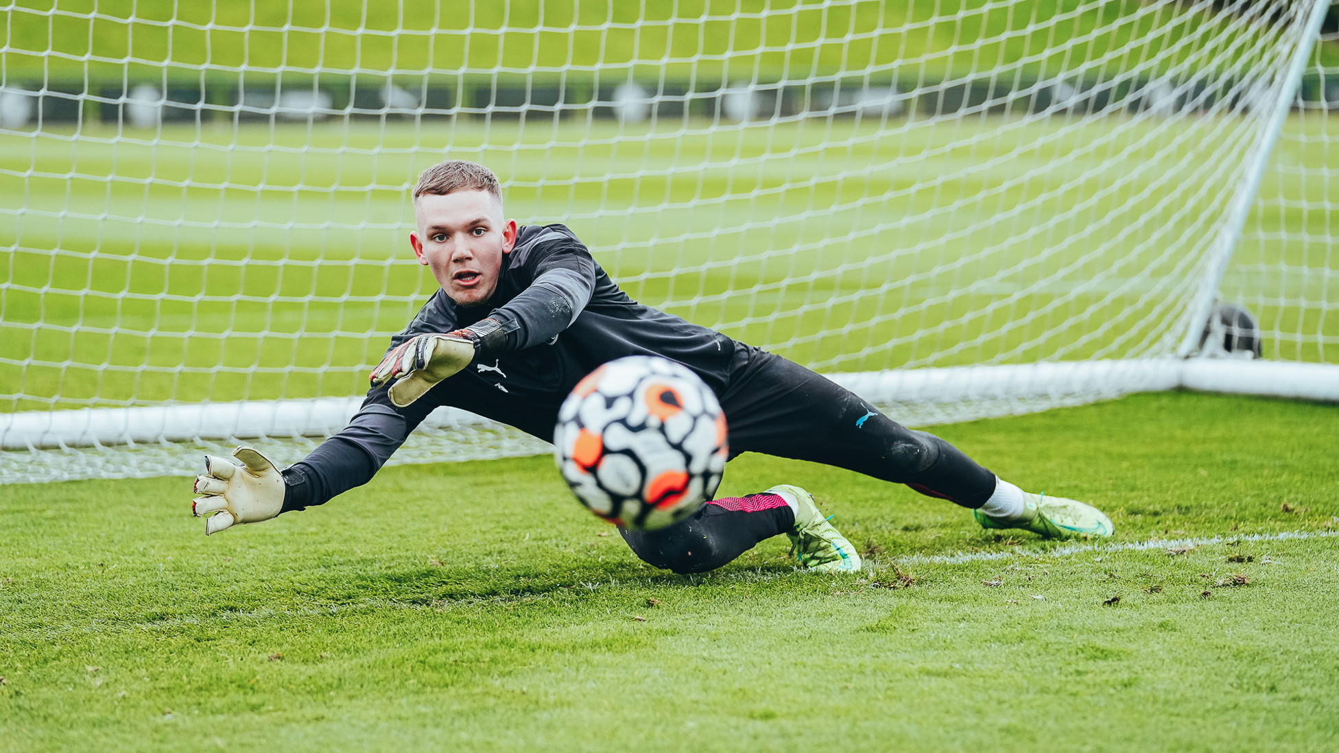 U18s training: Champions fired up for final home clash