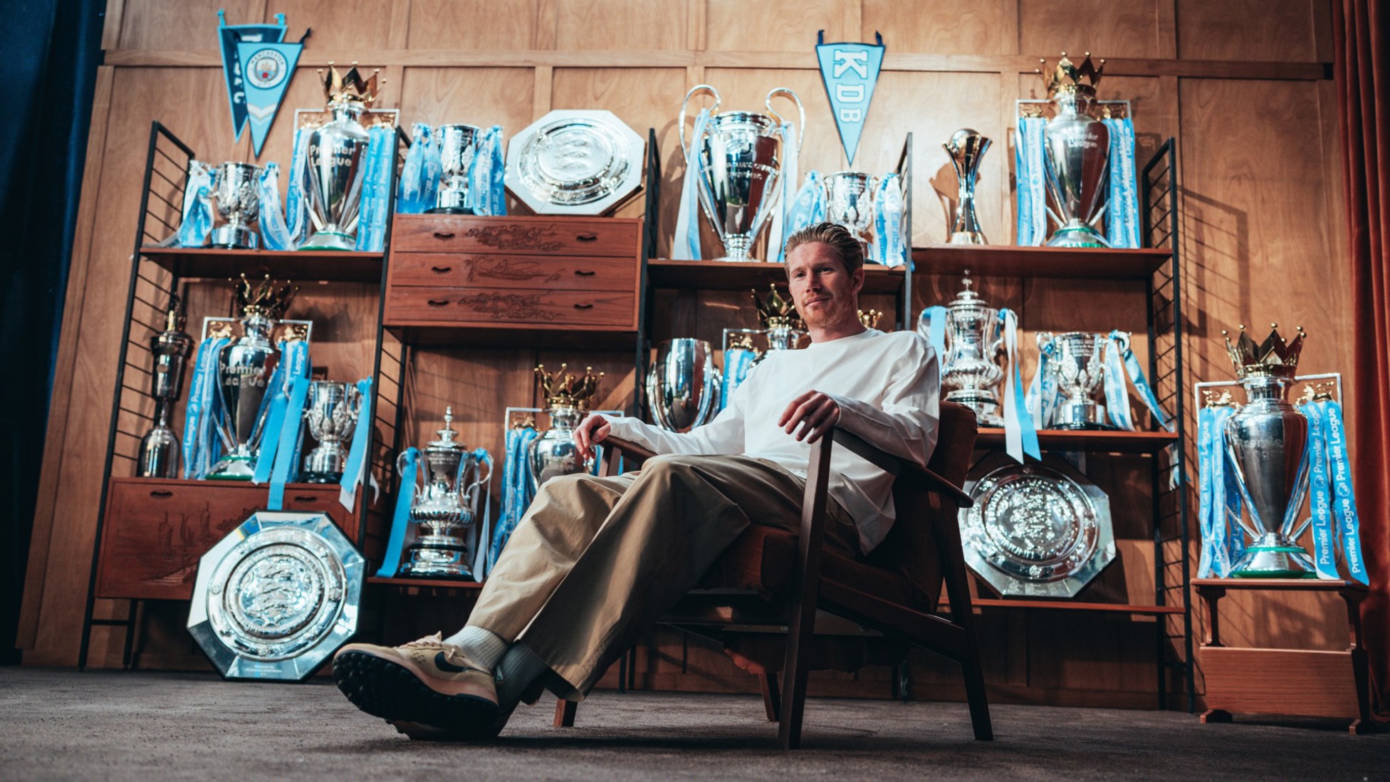 Behind the scenes of special KDB photoshoot